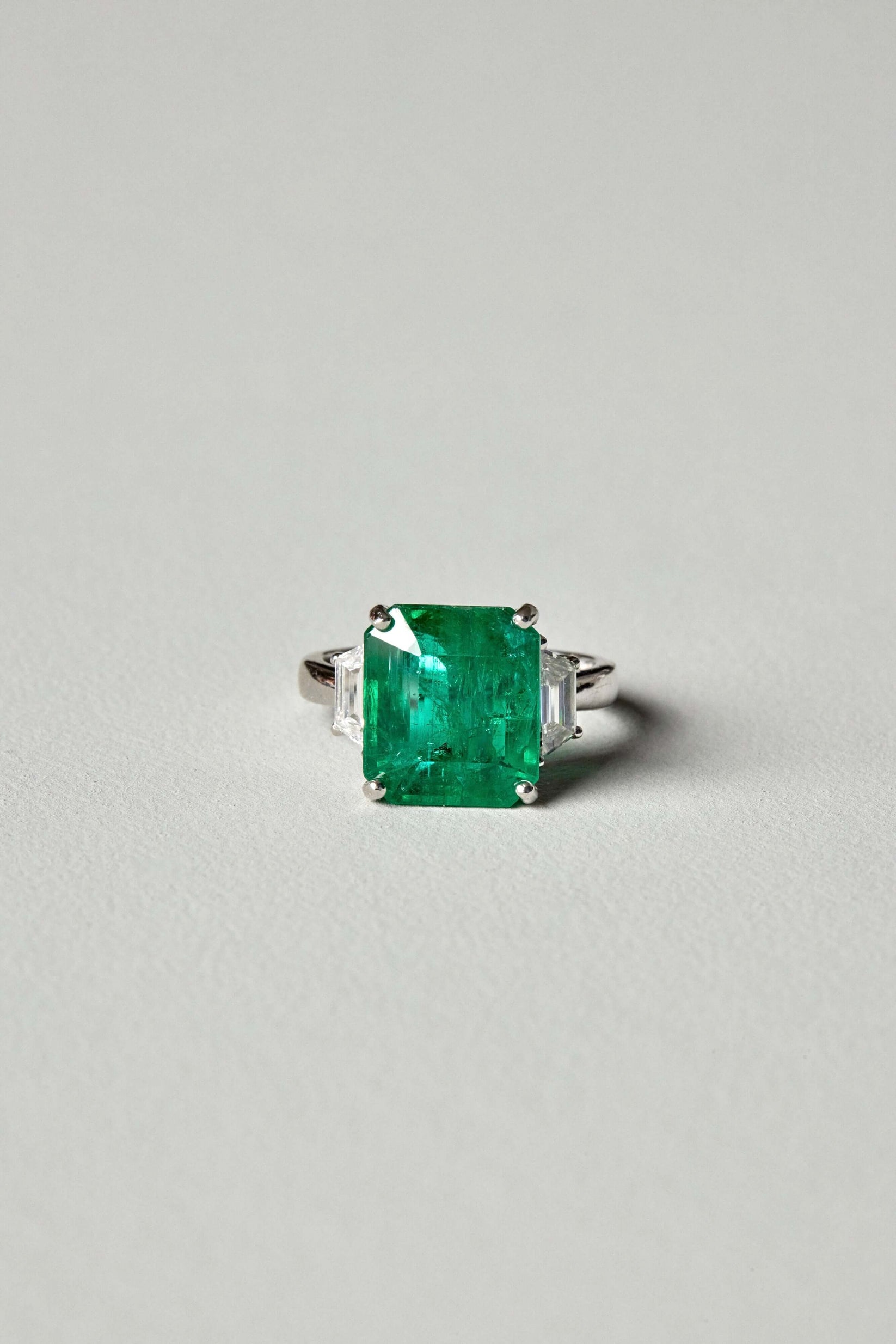 Emerald Signature Ring – Keshett Jewellery
